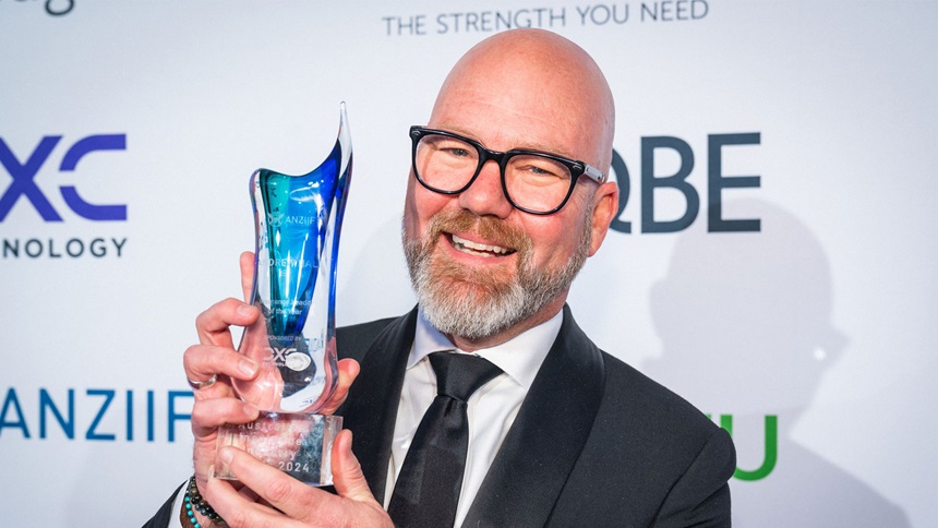 Andrew Hall named 2024 Insurance Leader of the Year - ANZIIF